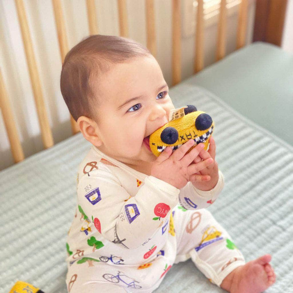 Organic Baby Gift Set - New York Onesie & NYC Rattle Toys | Estella